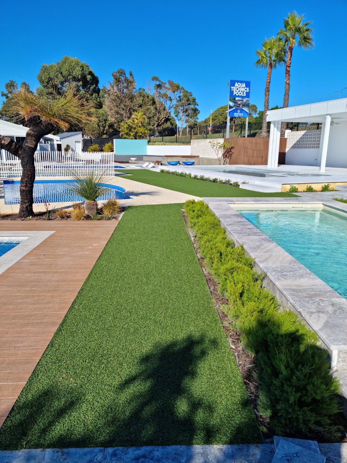 Artificial Turf Direct | The King of Synthetic Turf